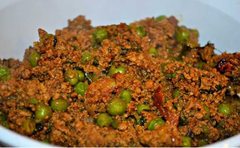 Top 20 Famous Mughlai Dishes To Have Near Tajmahal - Crazy Masala Food