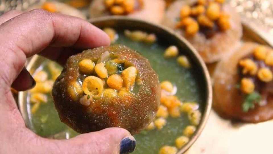 Top 20 Must-Try Street Food Ln Crawford Market, Mumbai - Crazy Masala Food
