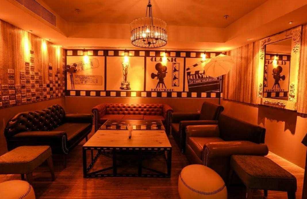 Top 20 Cafe In Connaught Place, Delhi - Crazy Masala Food