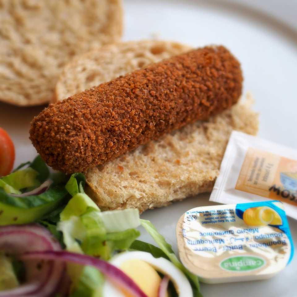 20 Dutch Foods That You Must Try In Amsterdam, The Netherlands - Crazy ...