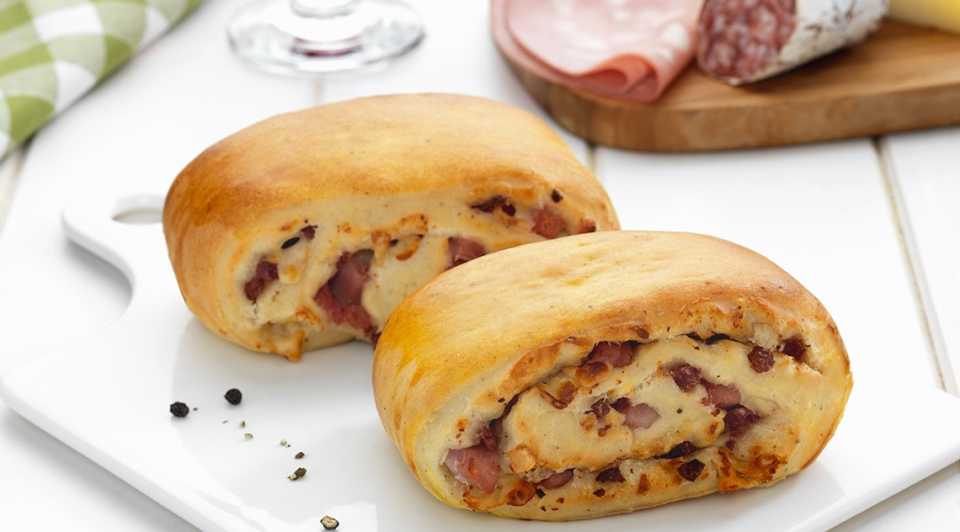 20 Must-Try Foods In Naples - Crazy Masala Food