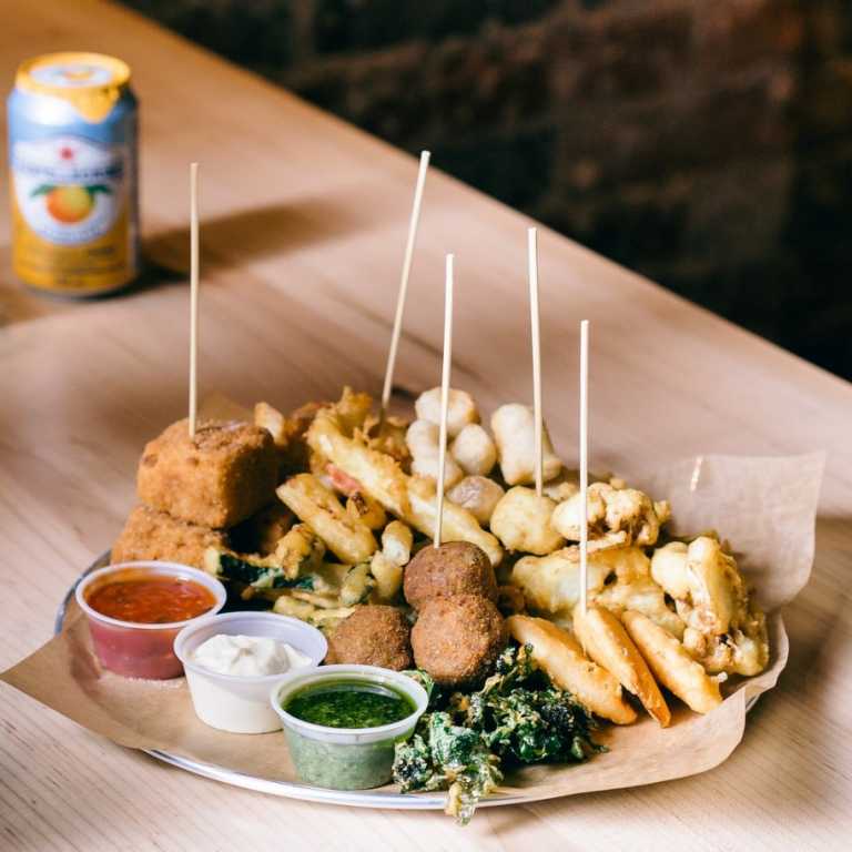 Top 20 Must-Try Foods In Toronto, Canada - Crazy Masala Food