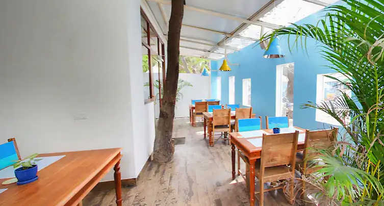 Top 20 Café To Hang Out With Friends In Indiranagar Bangalore - Crazy ...