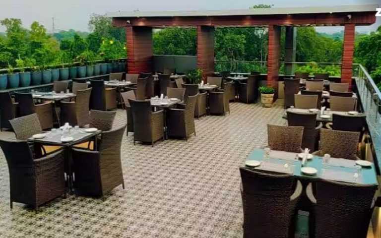 Top 20 Rooftop Restaurants In Gwalior - Crazy Masala Food