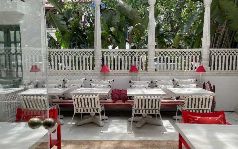 Top 20 Cafes In Bandra, Mumbai With The Best Interiors And Dining ...