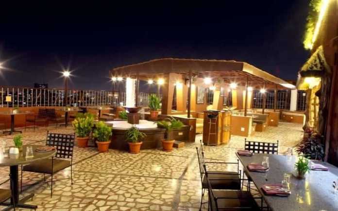 Top 20 Open Roof Cafe In Vesu, Surat - Crazy Masala Food