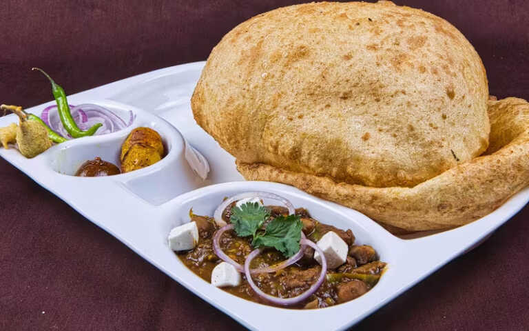 Top 20 Places To Try Chole Bhature In Kolkata - Crazy Masala Food