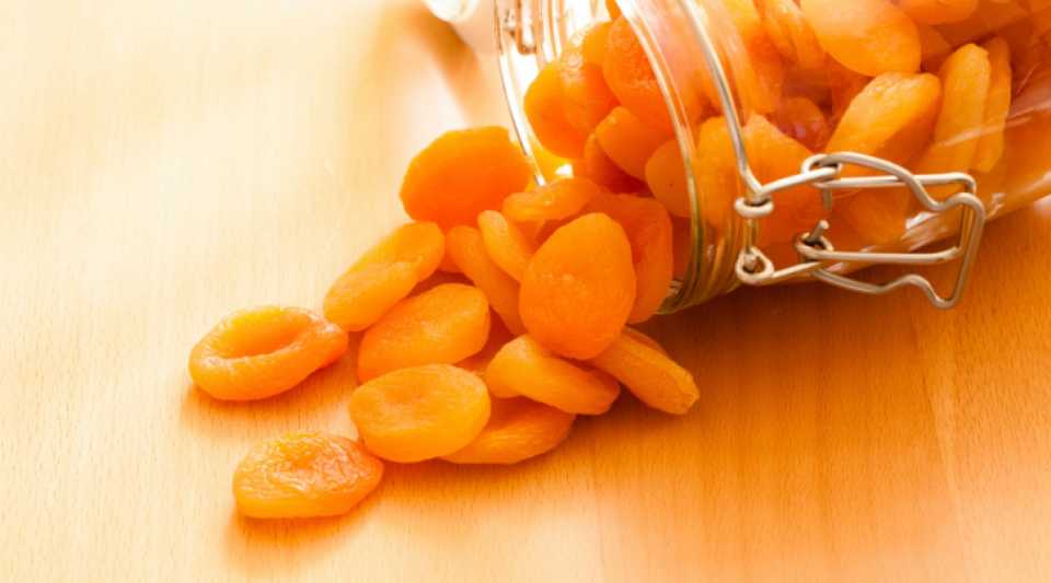20 Different Types of Dry Fruits - Crazy Masala Food