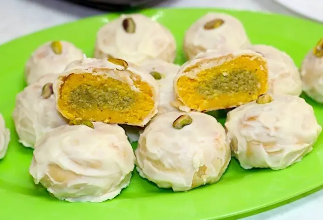 Top 20 Delicious Gujarati Desserts You Must Try - Crazy Masala Food